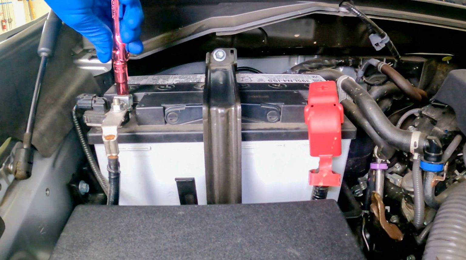 97732 2022-2024 Toyota Tundra Stealth Pod Installation Guide - Banks Power