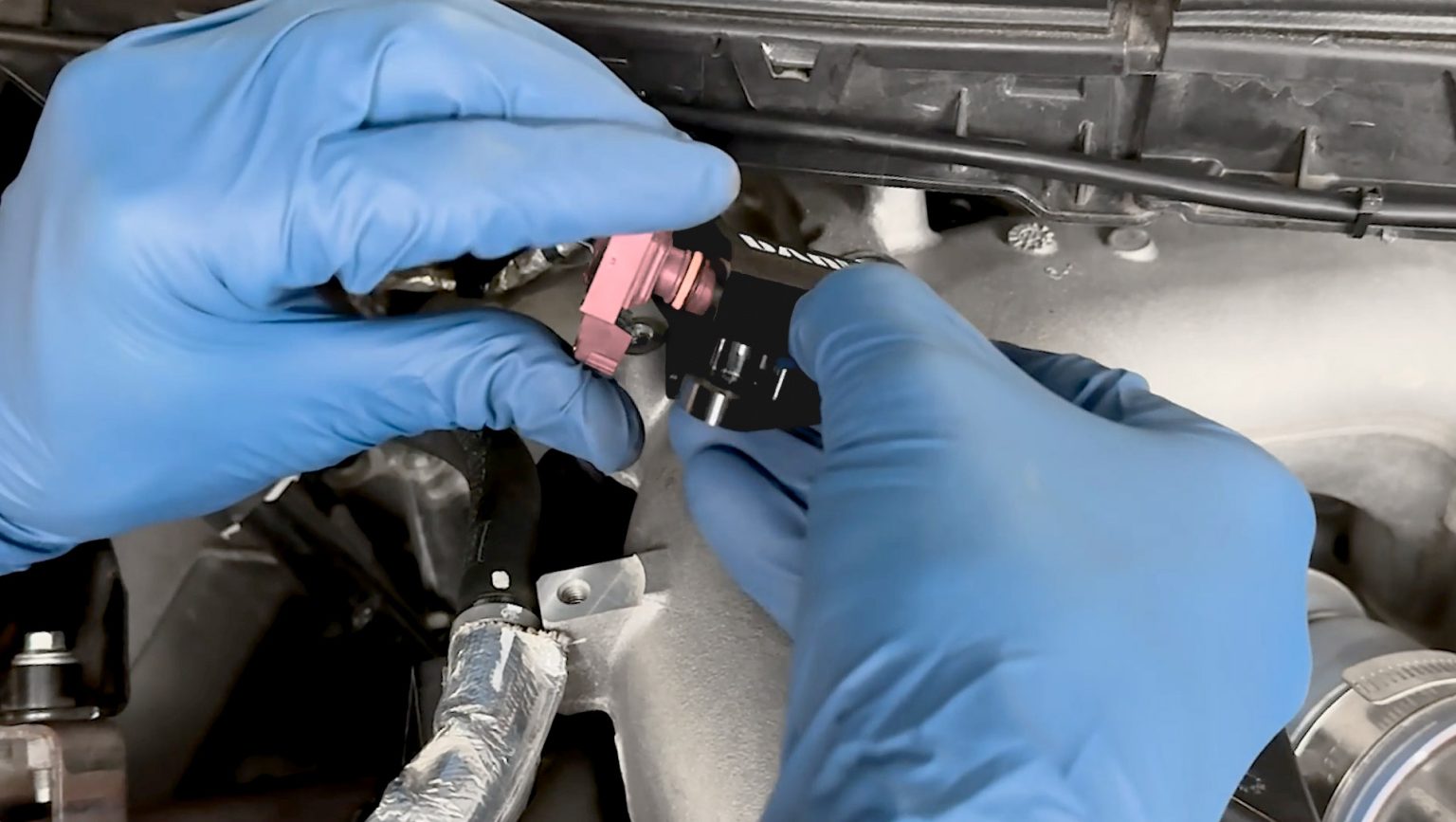 97758 MAP Sensor Relocation Kit for 2020-2026 Ford F250-450 Super Duty ...