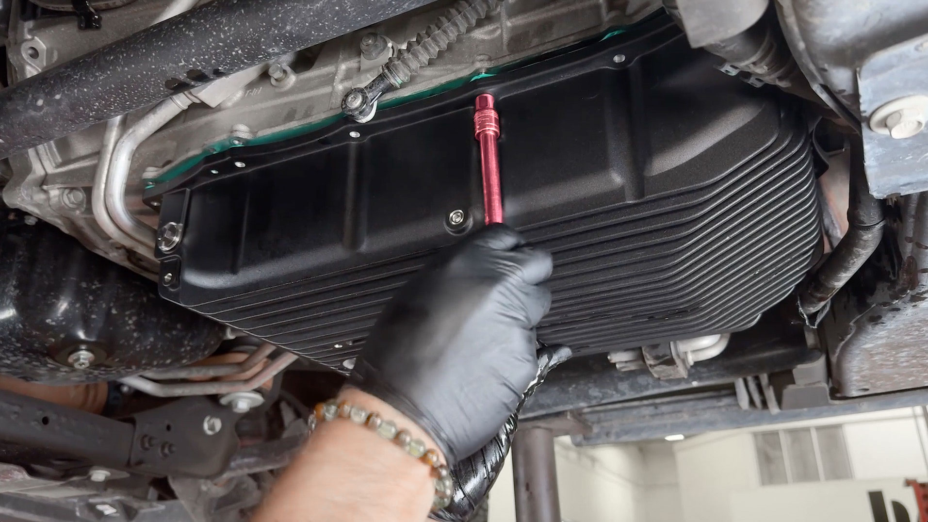 97756 | Banks Ram-Air Transmission Pan for 2020-2025 Chevy/GMC 2500/ ...